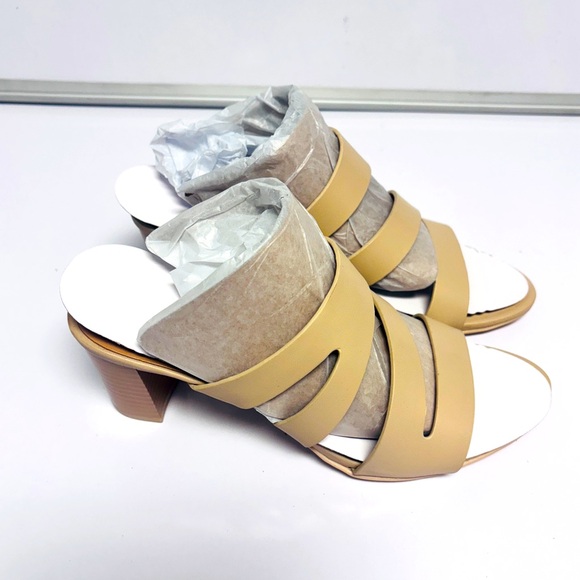 Naturalizer | Shoes | Naturalizer Beaming Tan Heeled Sandals Size 8m ...